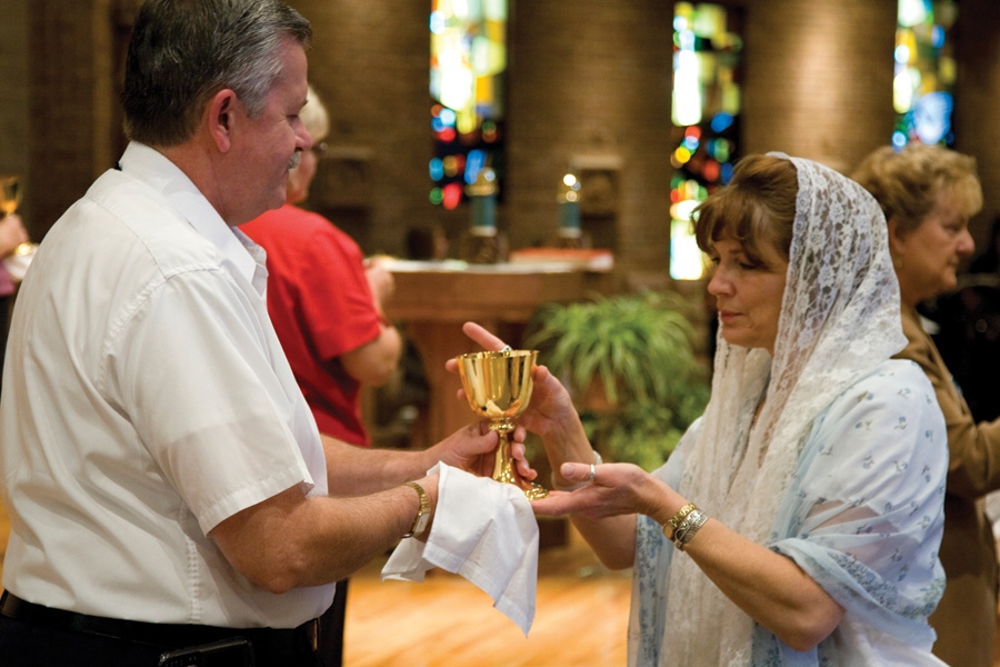 Extraordinary Ministers of Holy Communion | St. Jude Catholic Church